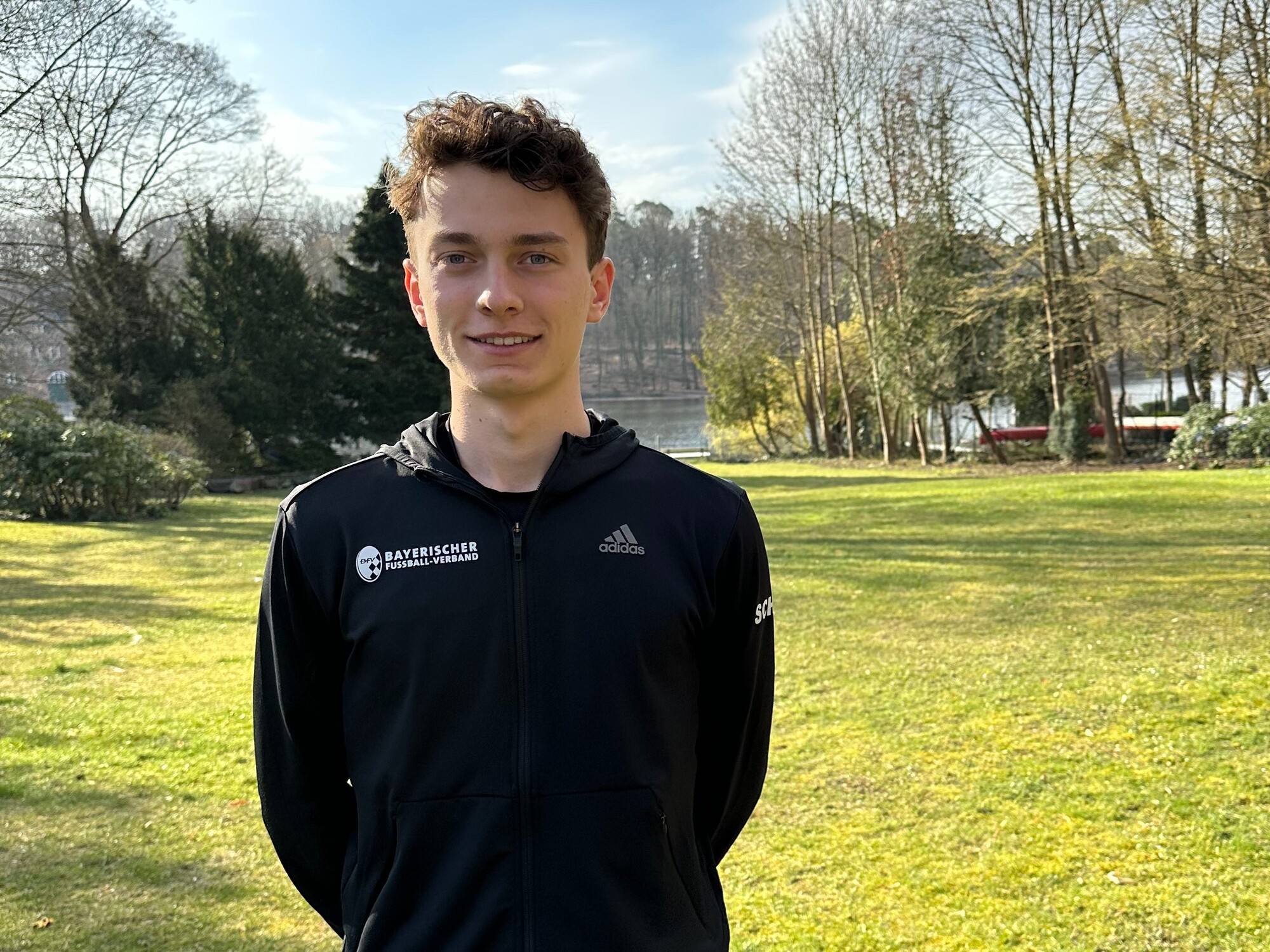 Luca Schultze vertritt Bayern beim SR-Lehrgang in Berlin | Wir regeln ...